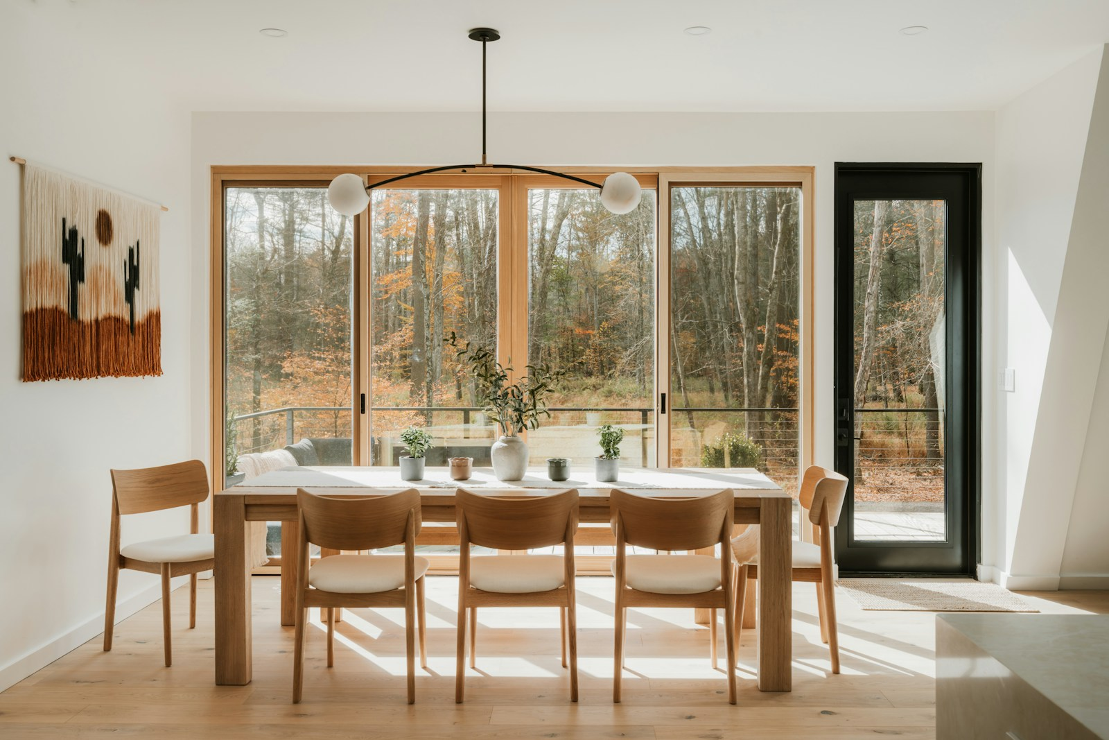 Top STR Design Trends in 2026 That Actually Increase Bookings › KP_BNB ...